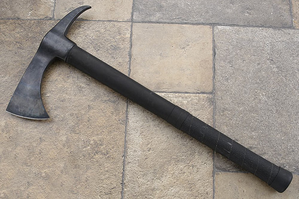 BladeGallery: Fine handmade custom knives, art knives, swords, daggers