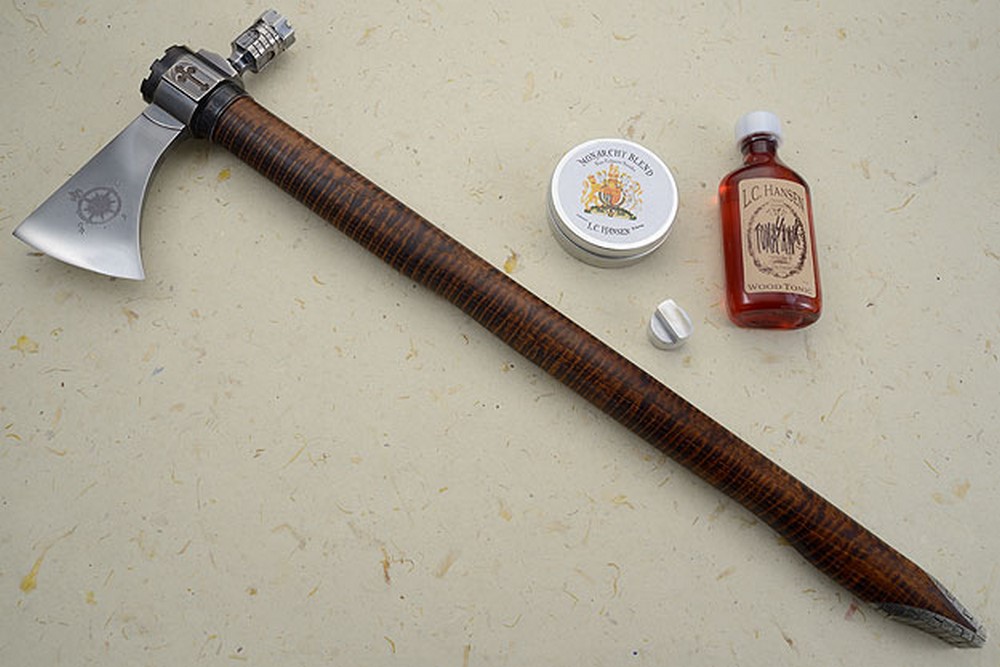 BladeGallery: Fine handmade custom knives, art knives, swords, daggers